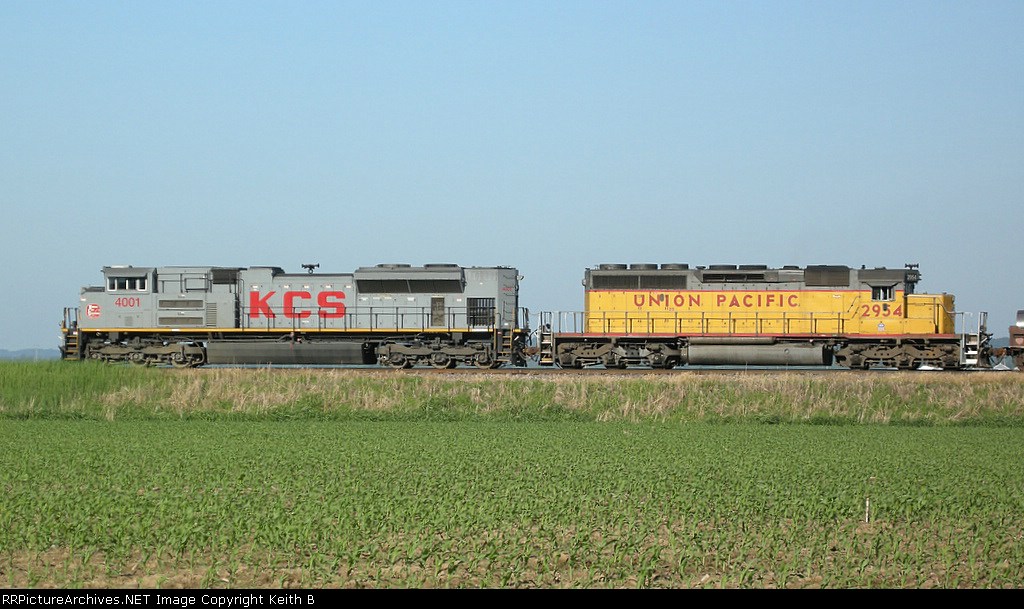 KCS 4001 and UP 2954
